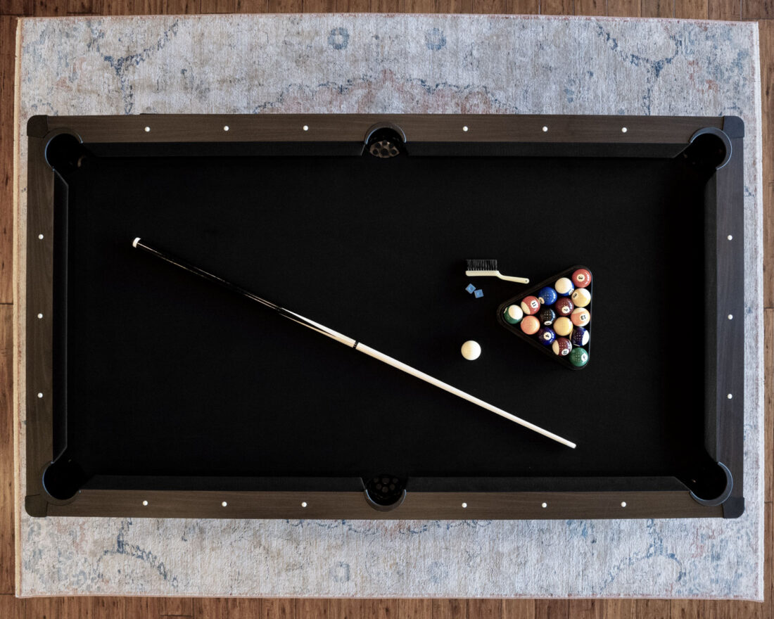 New York Nights 7 Ft Pool Table Set | Pool Warehouse