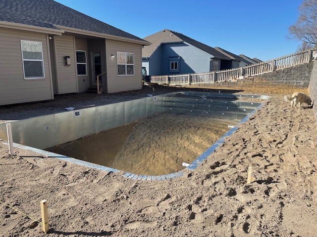 Spencer Inground Pool with Tanning Ledge - Pool Warehouse